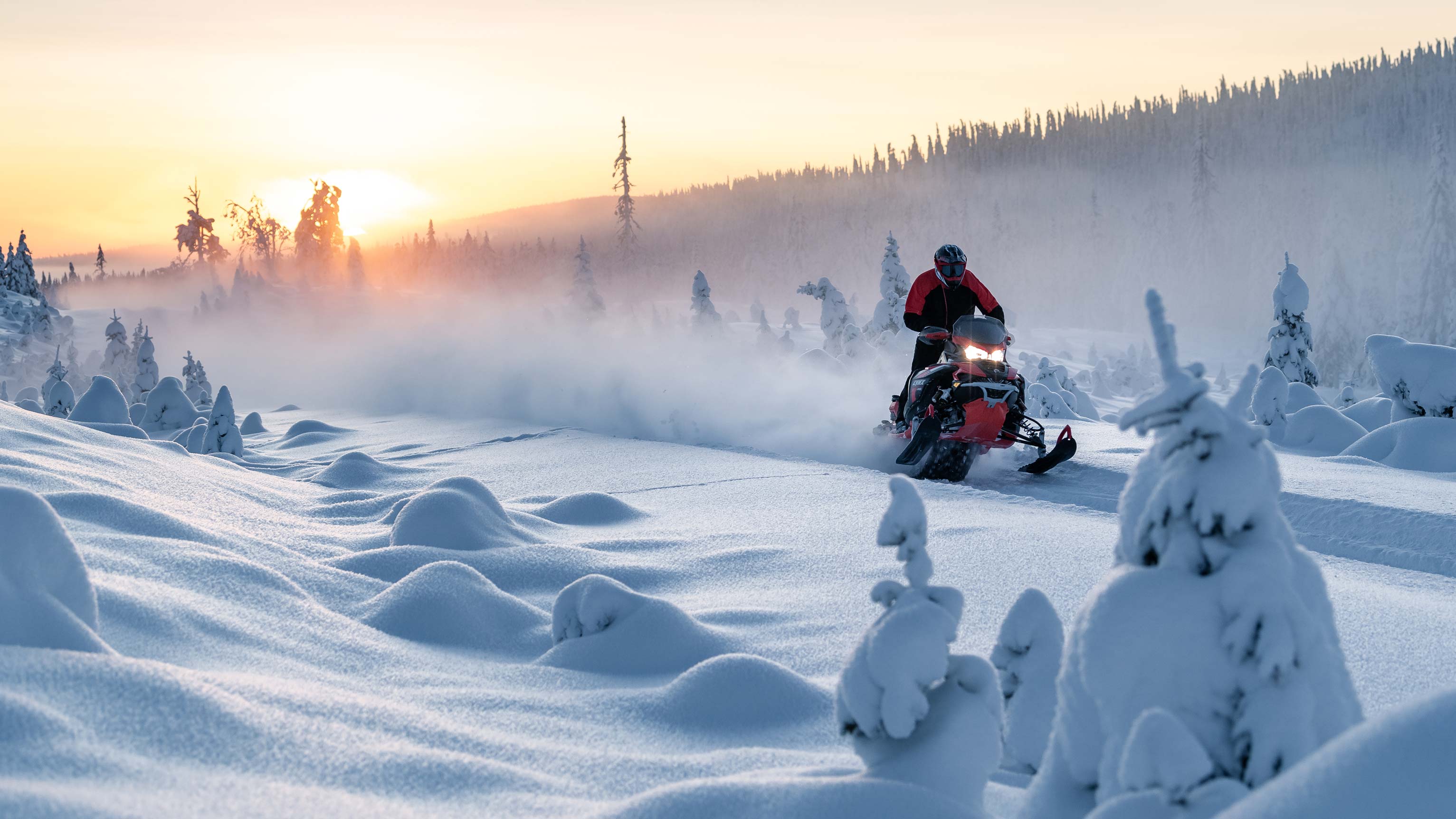 Lynx Snowmobiles - 2022 models by BRP